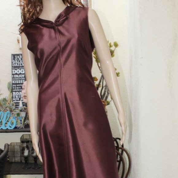 Leon Max | Dresses | Leon Max Burgundy Deep V Back Dress 4 Holidays ...